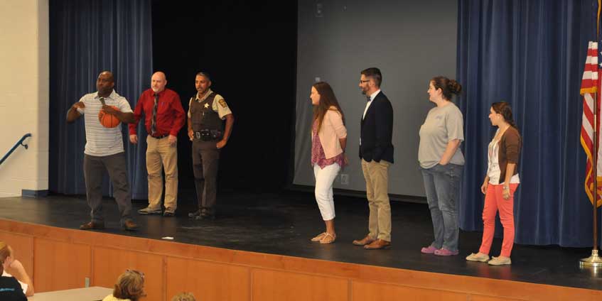 Melvin Adams speaks at convocation - Farmville | Farmville