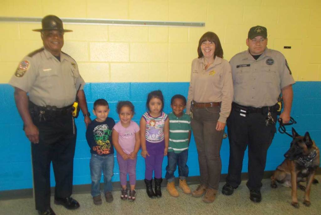 Sheriff’s Department visits Buckingham Preschool - Farmville | Farmville
