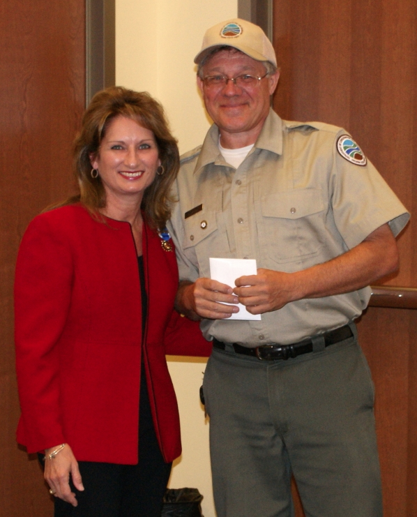 Flippen speaks to DAR chamber - Farmville | Farmville