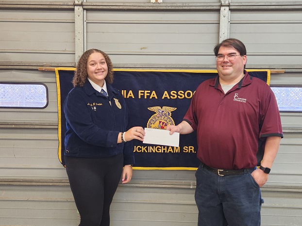 Buckingham High FFA get some help from Farmville Cooperative | The Farmville Herald
