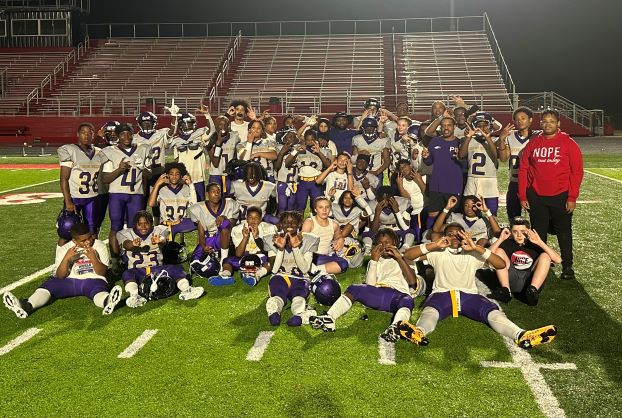 Prince Edward Middle School soars in road game at Mecklenburg | Farmville